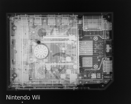 Game Consoles under X-Ray | Amusing Planet